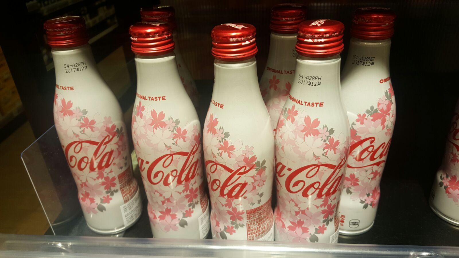 HKDOTBUY - 日本限定The 2017 Sakura Coca-Cola